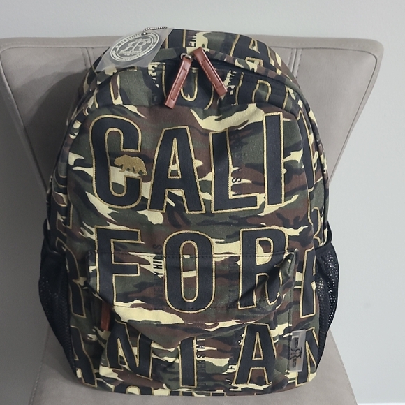 Robin Ruth | Bags | Robin Ruth California Camouflage Backpack | Poshmark